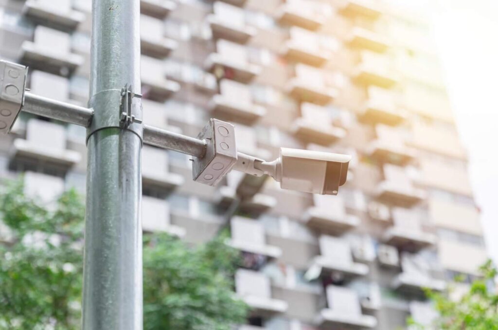 Segurança em primeiro lugar: os benefícios da portaria monitorada 24/7 ...